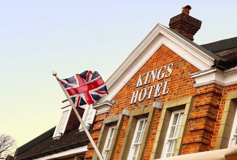 The Kings Hotel | Confetti Moment Venue